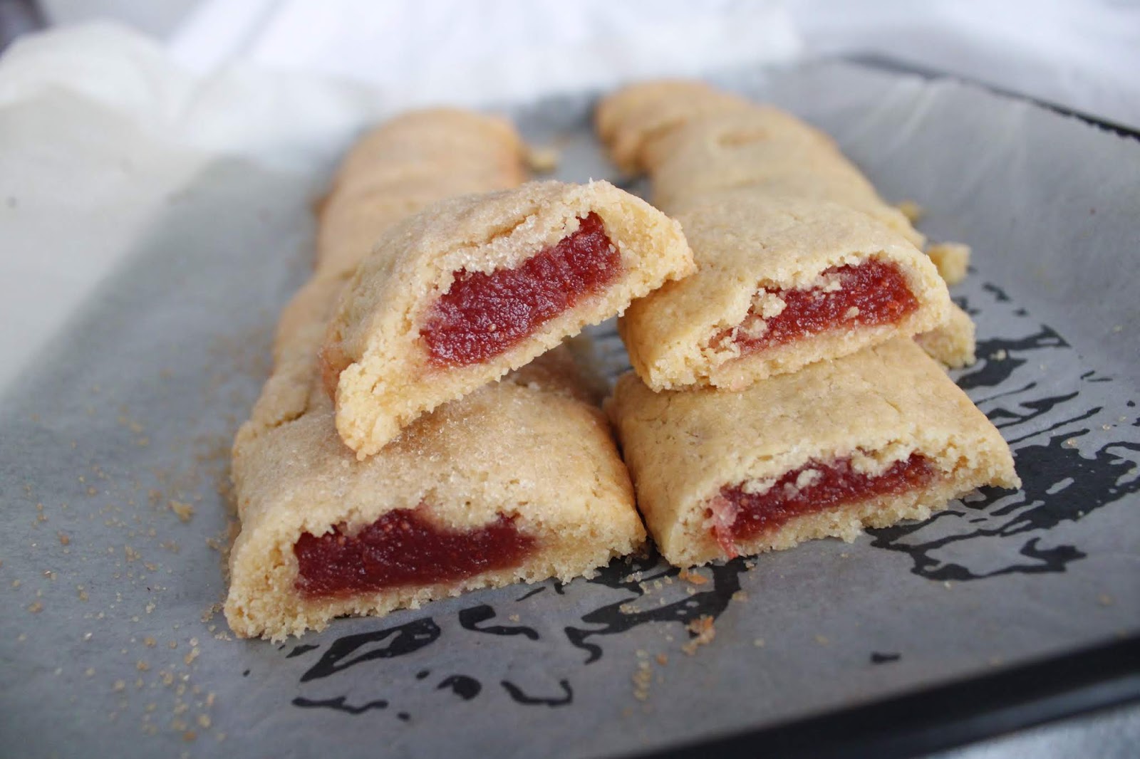 GATEAU GAGA - Love cakes: Biscuits fourrés à la fraise
