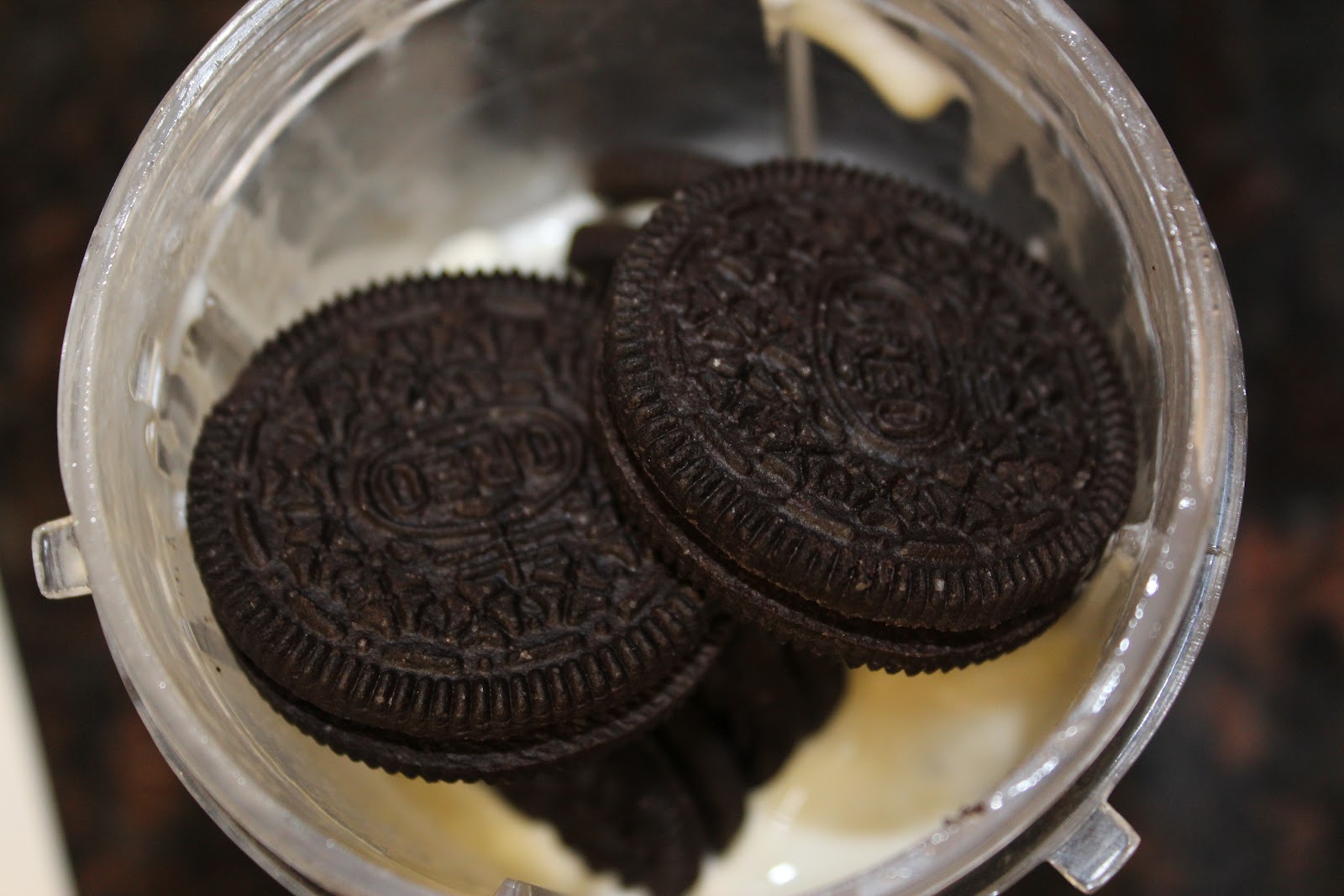 Michelle's Tasty Creations: Creamy Oreo Milkshake