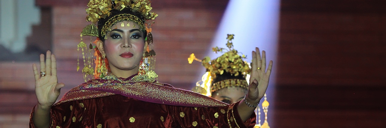 20+ Tari Tradisional Sumatera Selatan Lengkap Penjelasan + Gambar ...