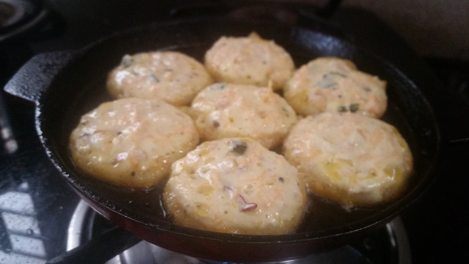 Traditional Simple Paddu Recipe | Guntapongalu