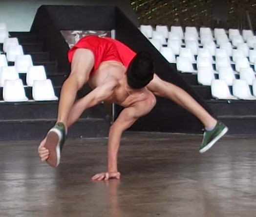 BboyWorld: Bboy Jonas Flex