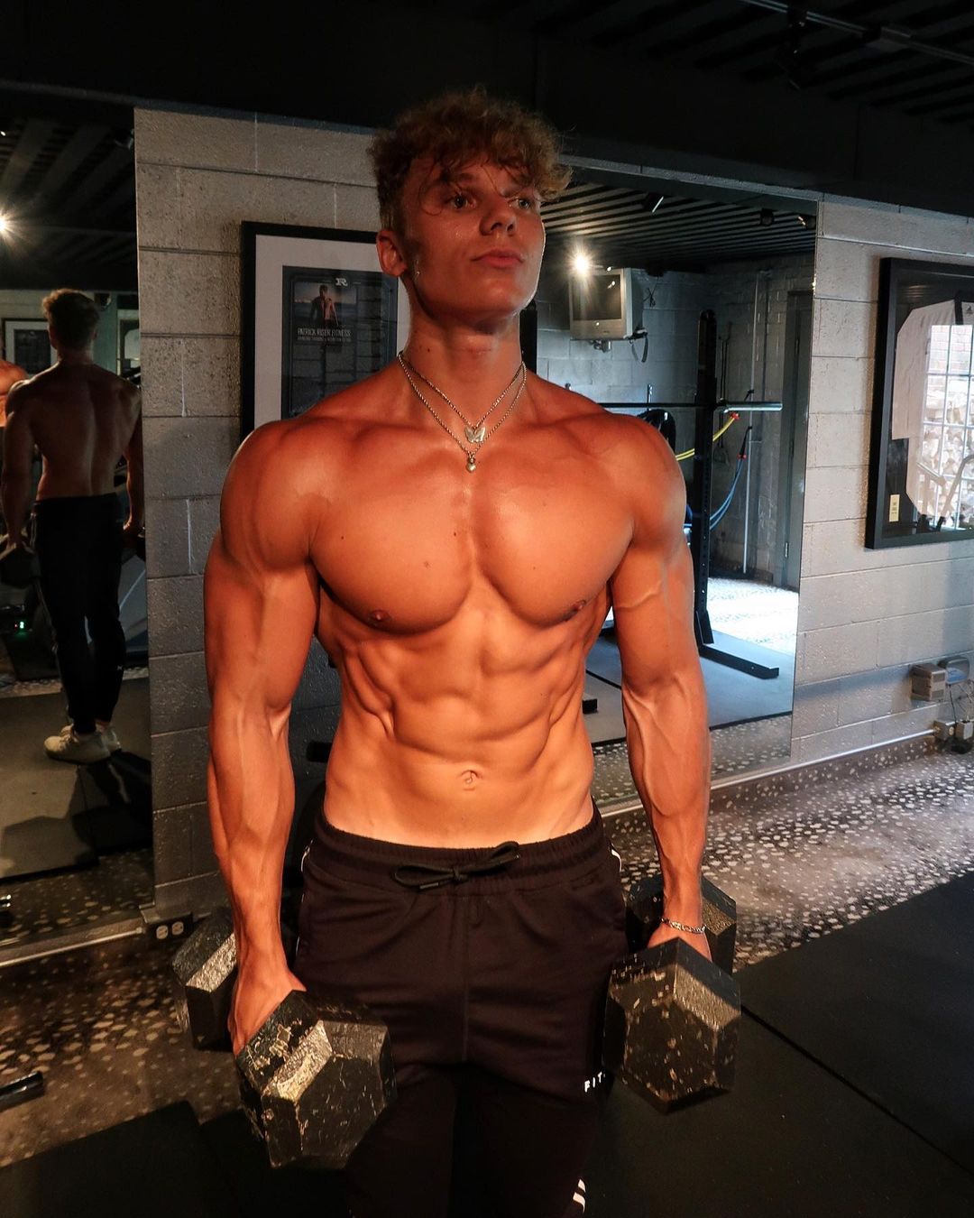 the beauty of male muscle: Joseph