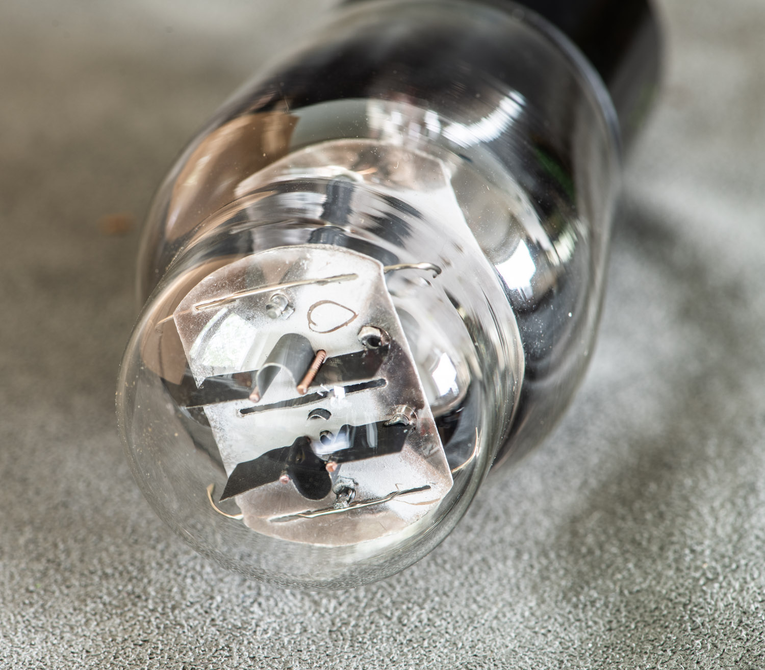 VinylSavor: Tube of the Month : The 6N7 (revisited)