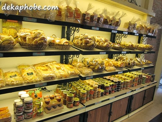 Baked Not Fried: Pan de Manila's Pan de Donuts