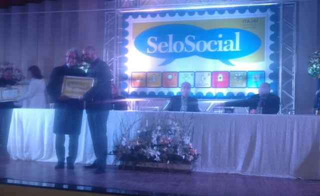 Informacêutico: A Rede Farma & Farma pelo décimo ano consecutivo ganha ...