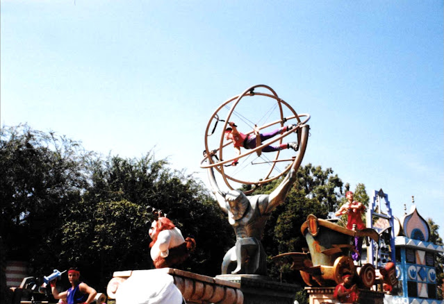 Hercules Victory Parade Disneyland: Extinct Disney Parks Tribute