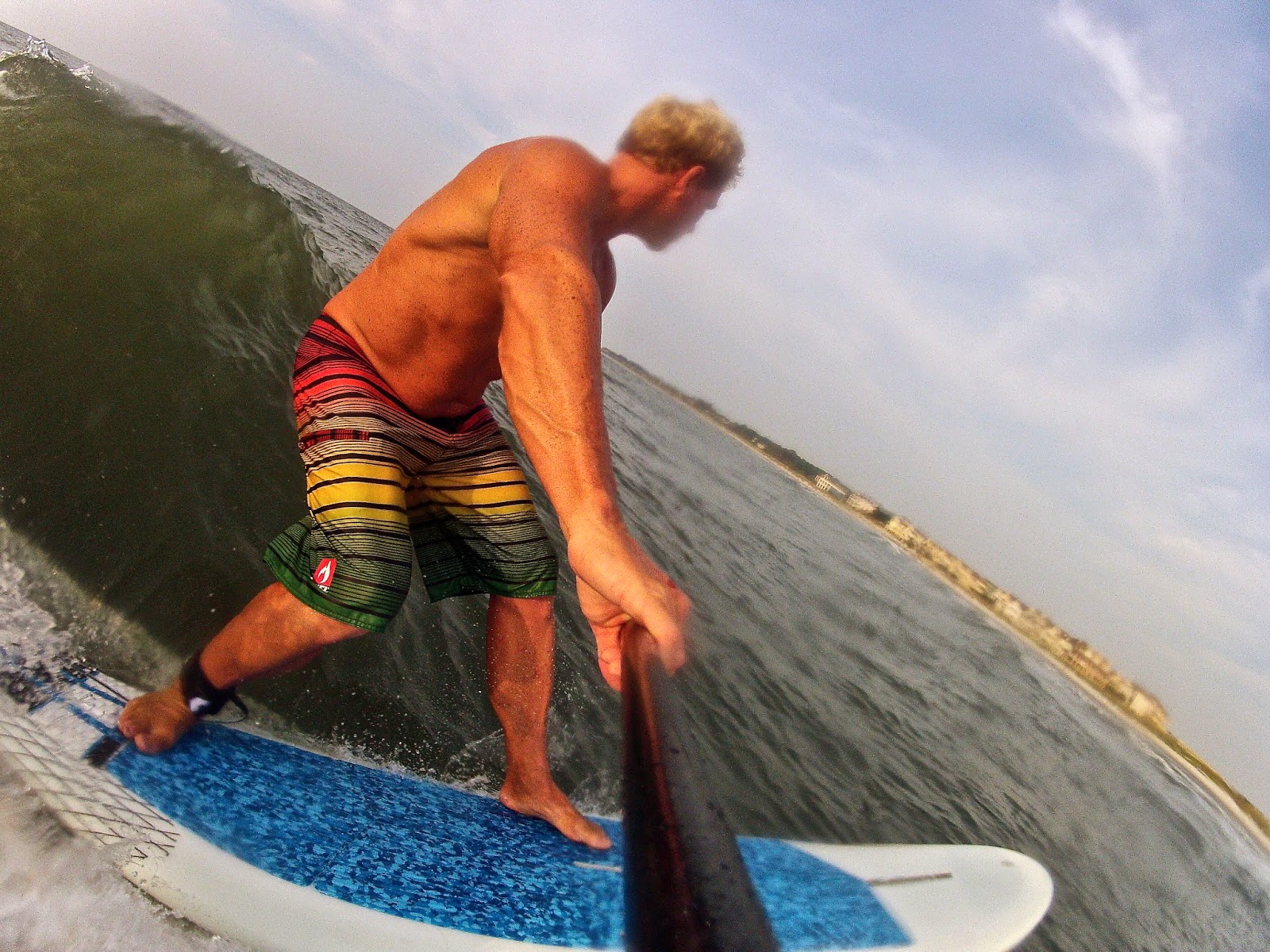 Atlantic Paddle Surfing: 8-8 Wave Hog