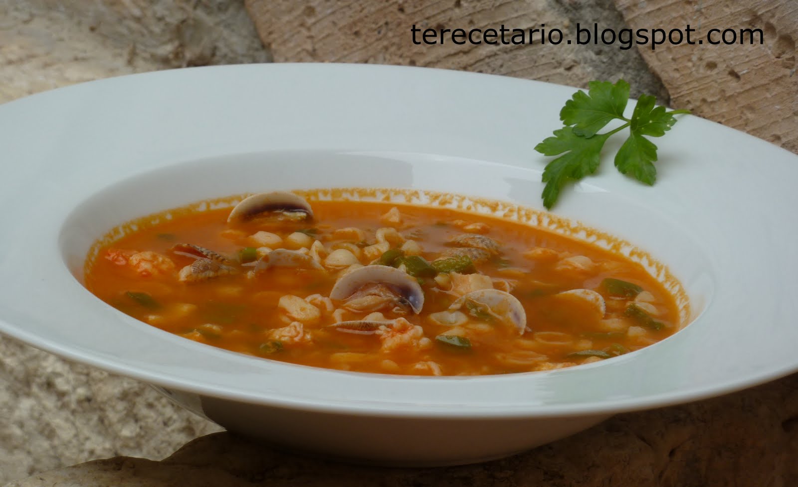 TERECETARIO: SOPA DE MARISCO