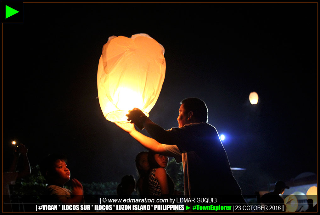🇵🇭 VIGAN • Raniag Flight of Sky Lantern 2016 at Jardin de Caridad ...