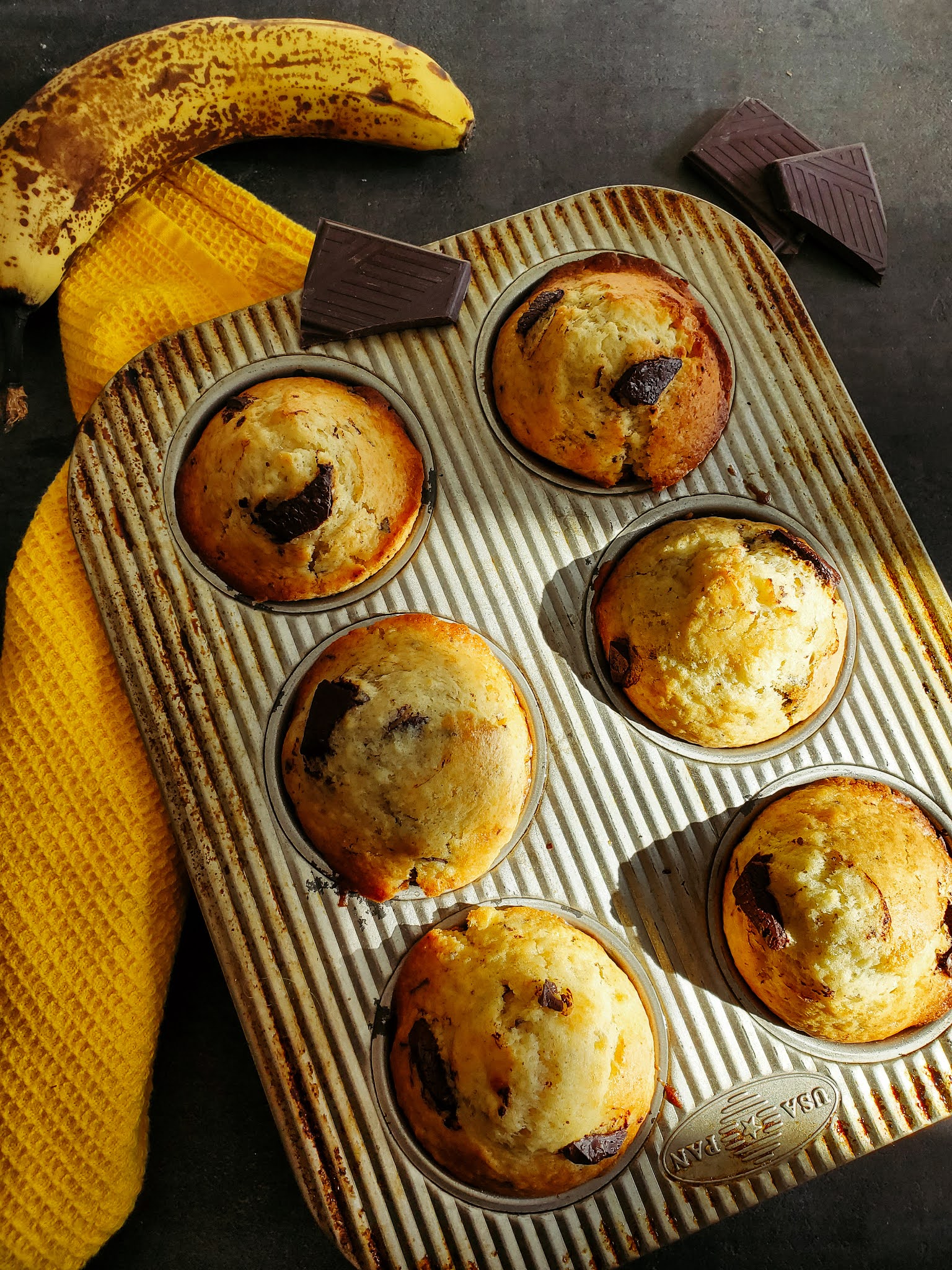 Slice of Southern: Dark Chocolate Chai Banana Muffins