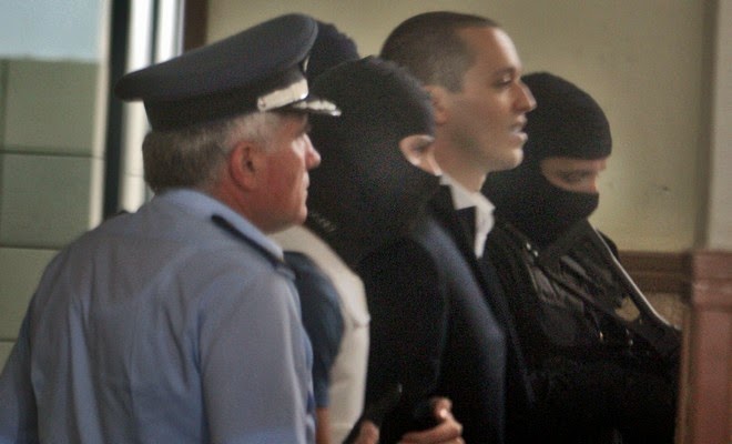 ΚΑΝΟΝΙΚΑ ΣΕ ΛΙΓΕΣ ΩΡΕΣ Ο ΗΛΙΑΣ ΚΑΣΙΔΙΑΡΗΣ ΠΡΕΠΕΙ ΝΑ ΟΔΗΓΗΘΕΙ ΣΤΗΝ ΒΟΥΛΗ ...