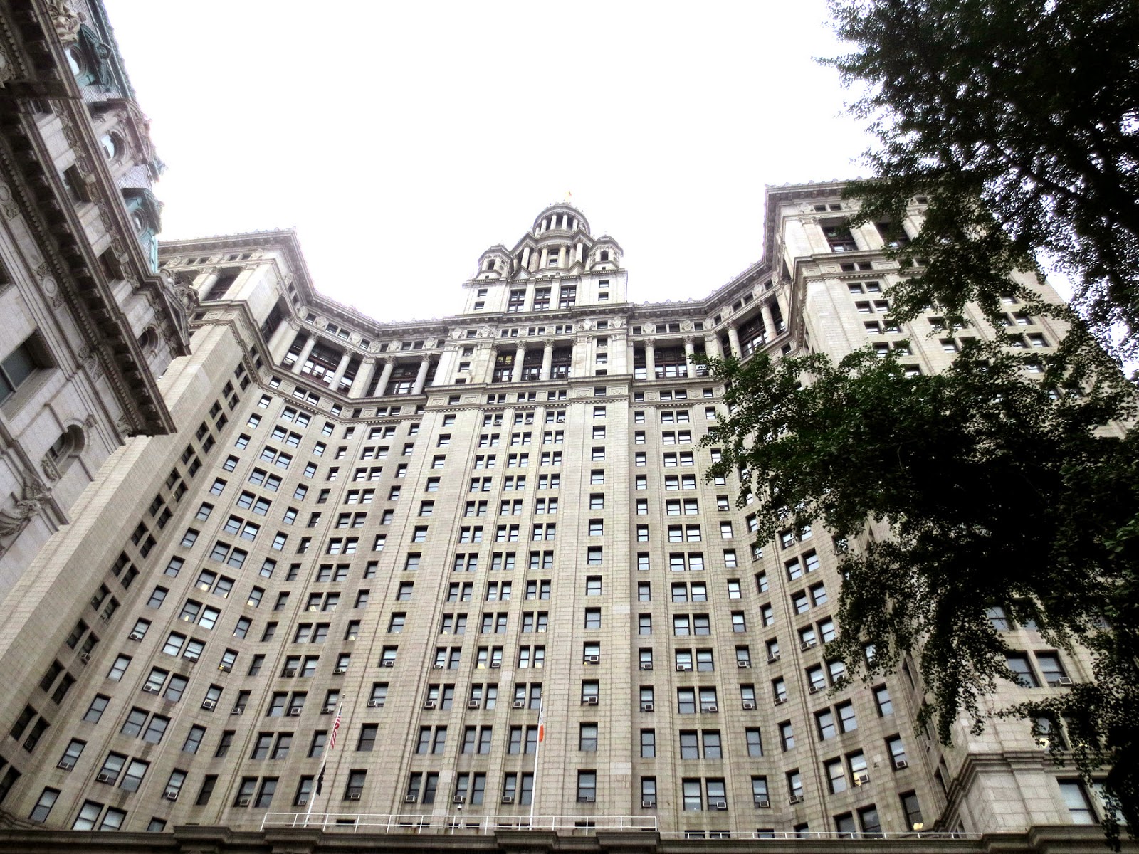 Big Apple Secrets: Manhattan Municipal Building