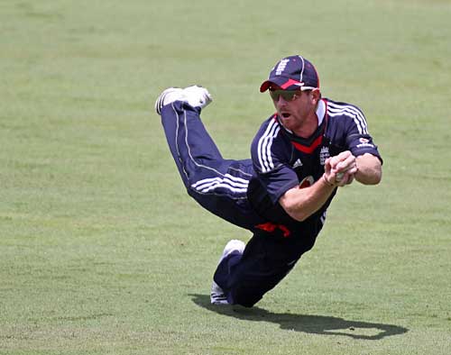 Roncu Sports: Ab De Villiers Catches Images