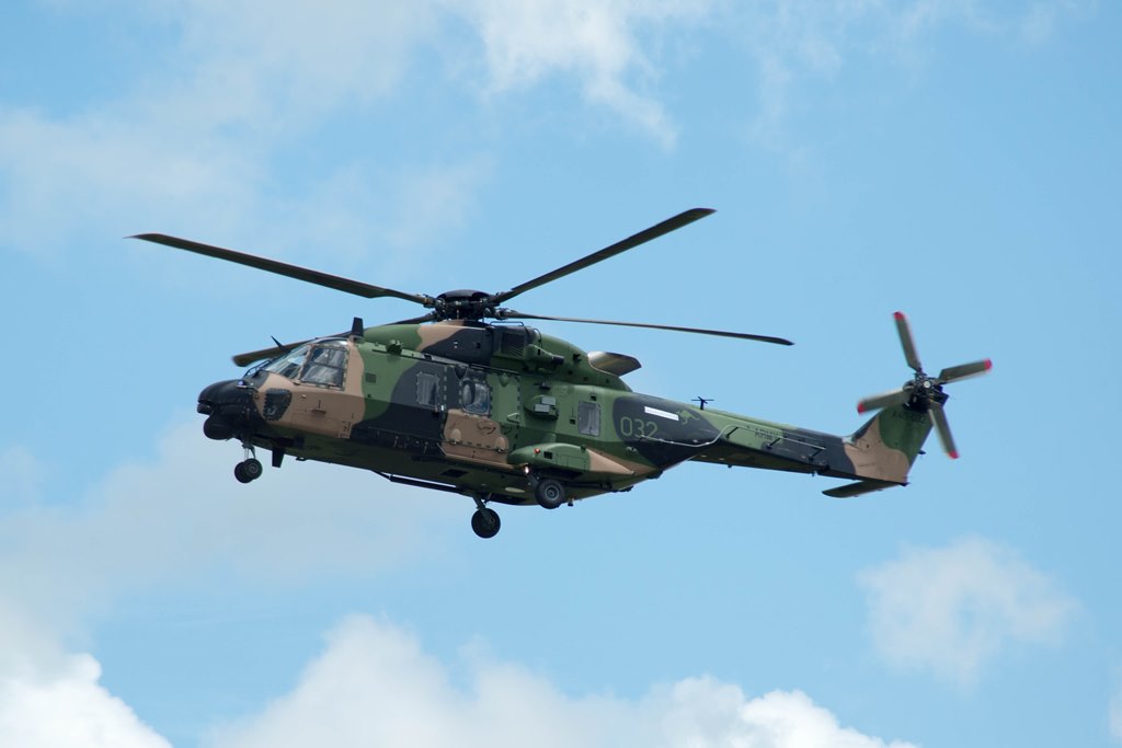 Central Queensland Plane Spotting: Australian Army NH Industries MRH-90 ...