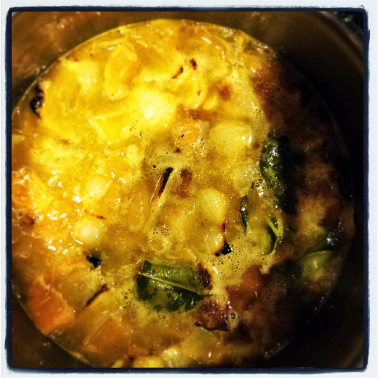 Vanilla Garlic: Look a Hot Mess: Sweet Potato Biscuits