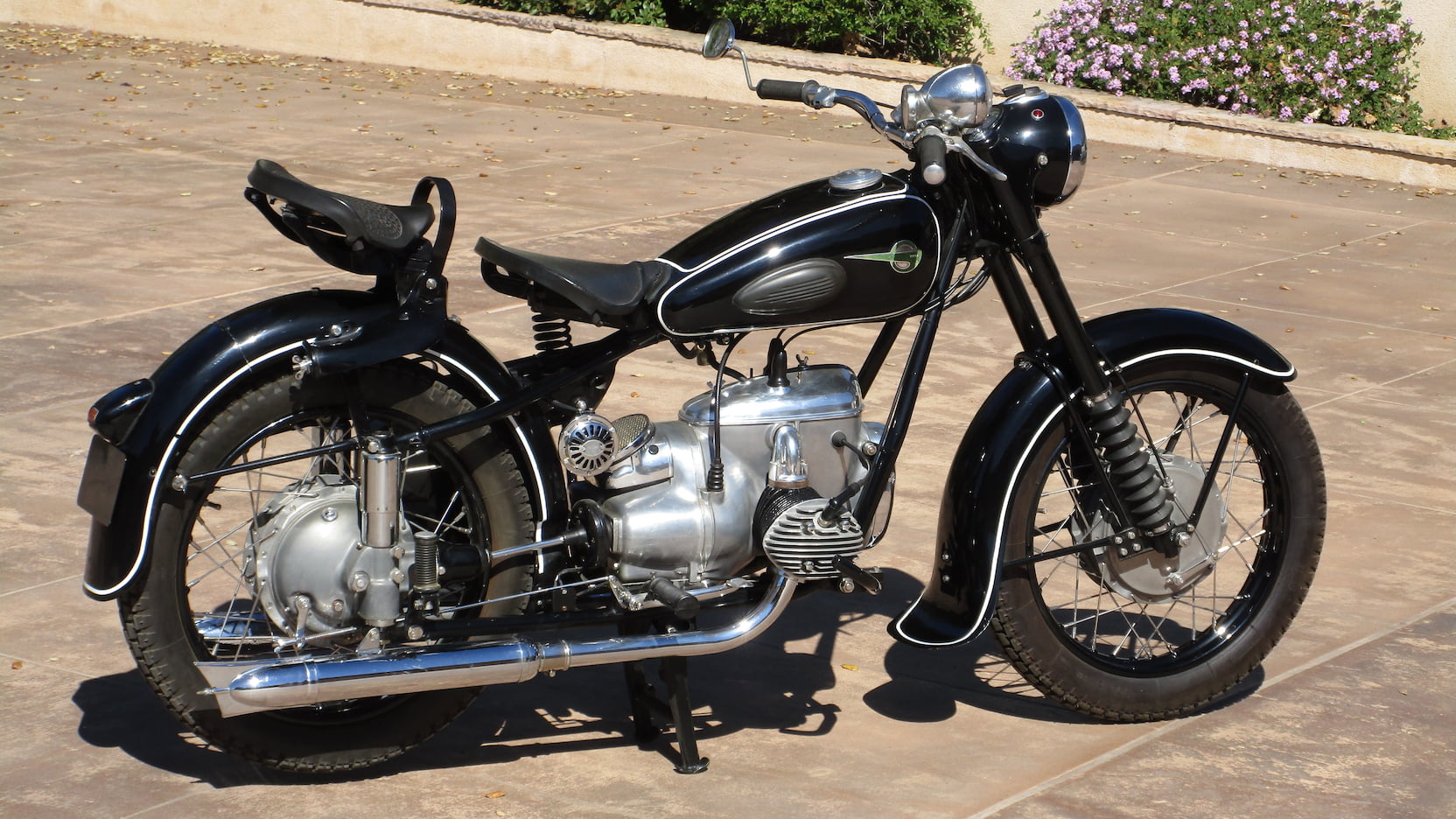 TÖRTÉNELMI KALEIDOSZKÓP...: 1956 MZ BK350