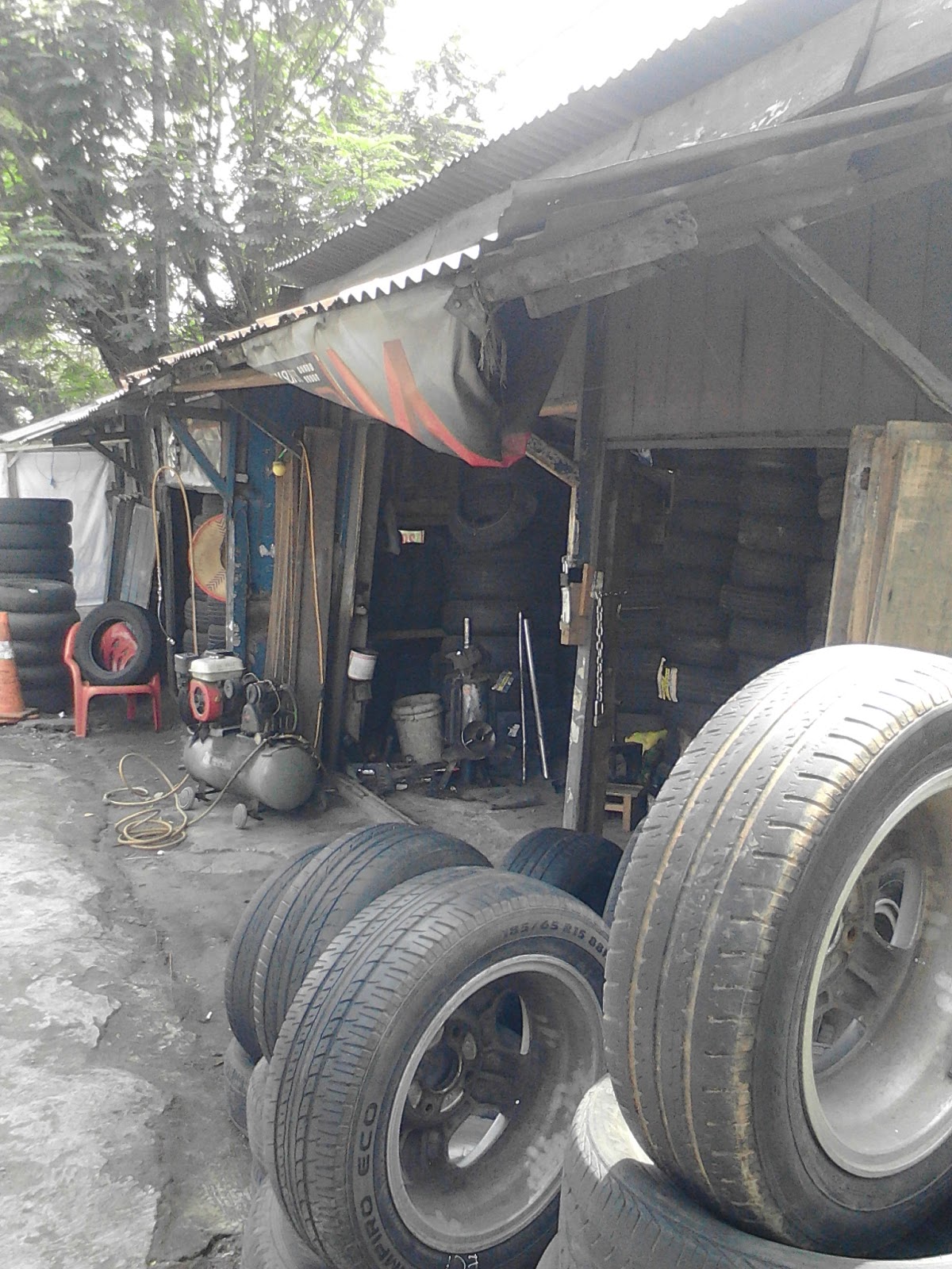 Jual Ban Bekas dan peleg Murah di semarang | Ban bekas dan peleg ...