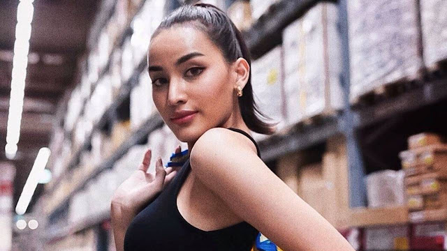 Esmon Kanwara – Most Beautiful Thailand Trans Woman – Thai Transgender