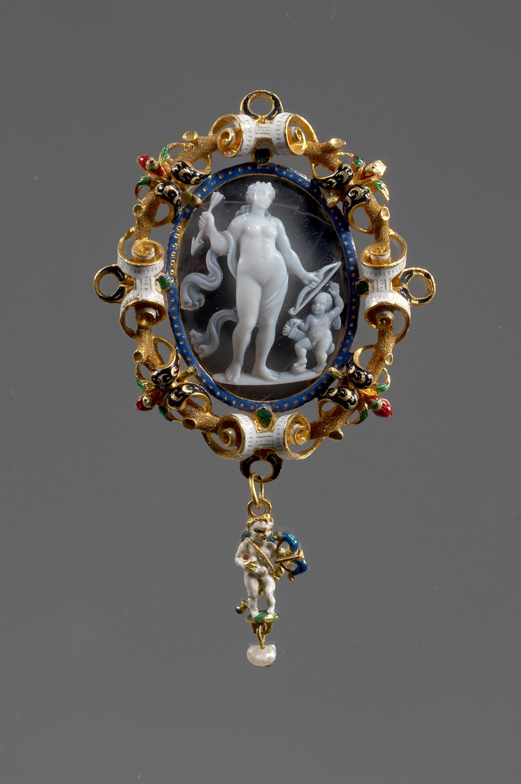 Spencer Alley: Modern French and Italian Cameos (in Vienna)