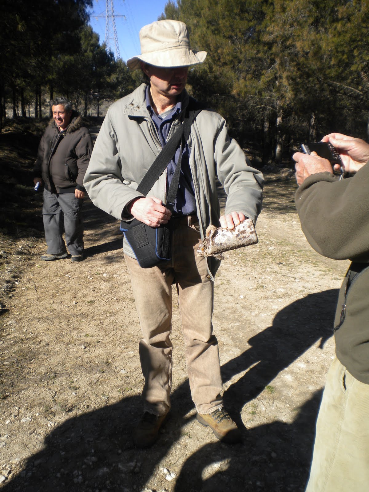SOL Y MOSCAS: LA VENGANZA DE DON SANDO