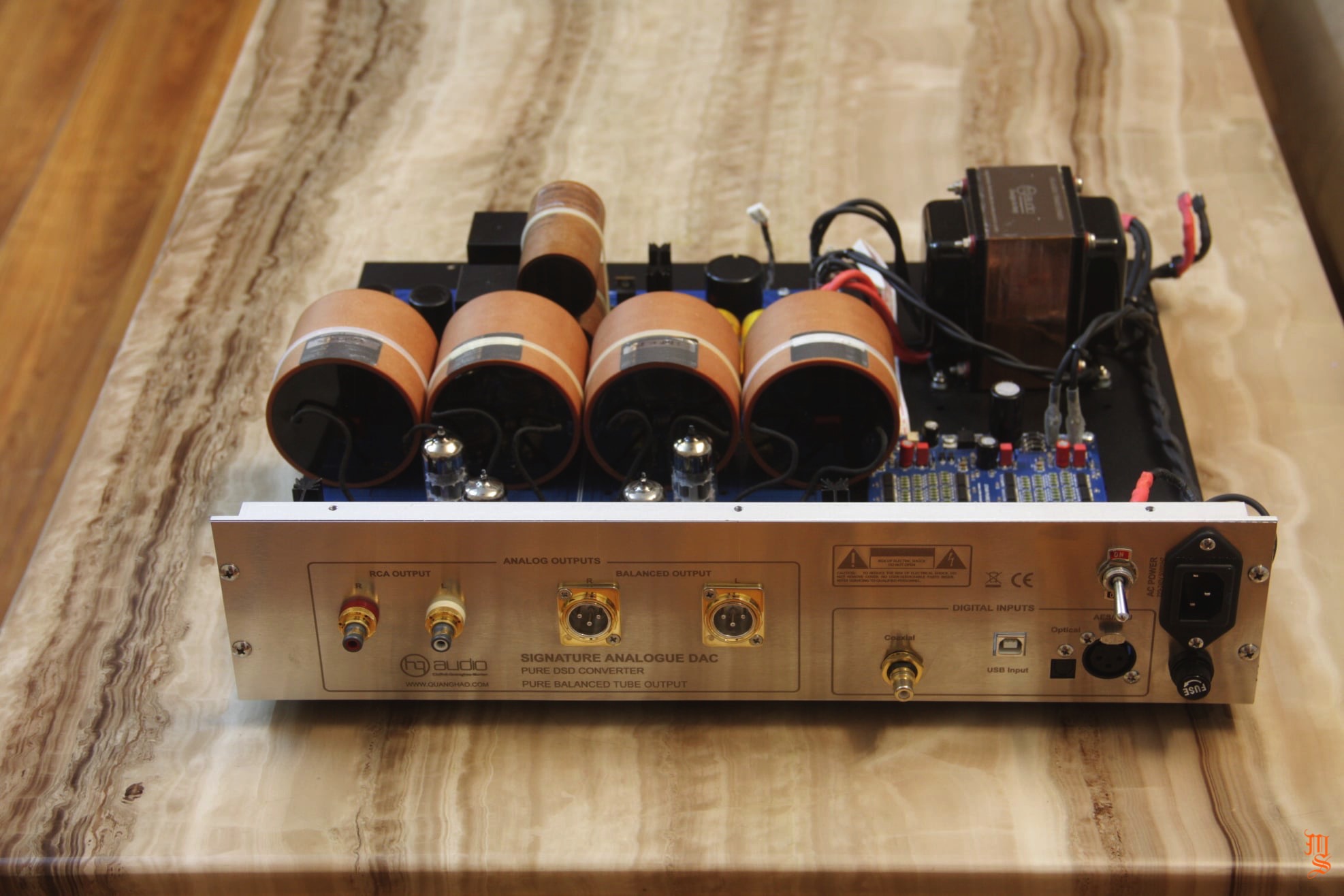 HQ AUDIO SIGNATURE ANALOGUE DSD DAC – M & S | Ultimate High-Fidelity