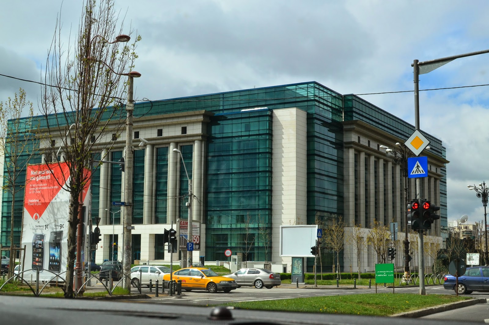 PLOAIE DE VISE - eul in arta educației. Un proiect pentru TINE: Aici ...