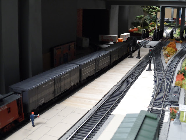 New York Central Train Layout: Revisiting Mail & Express Trains