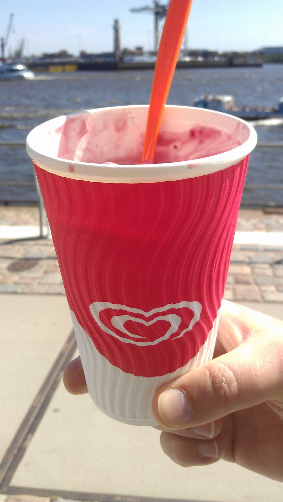 Was habe ich gestern gegessen?: Großer Langnese Swirl aus der Happiness ...