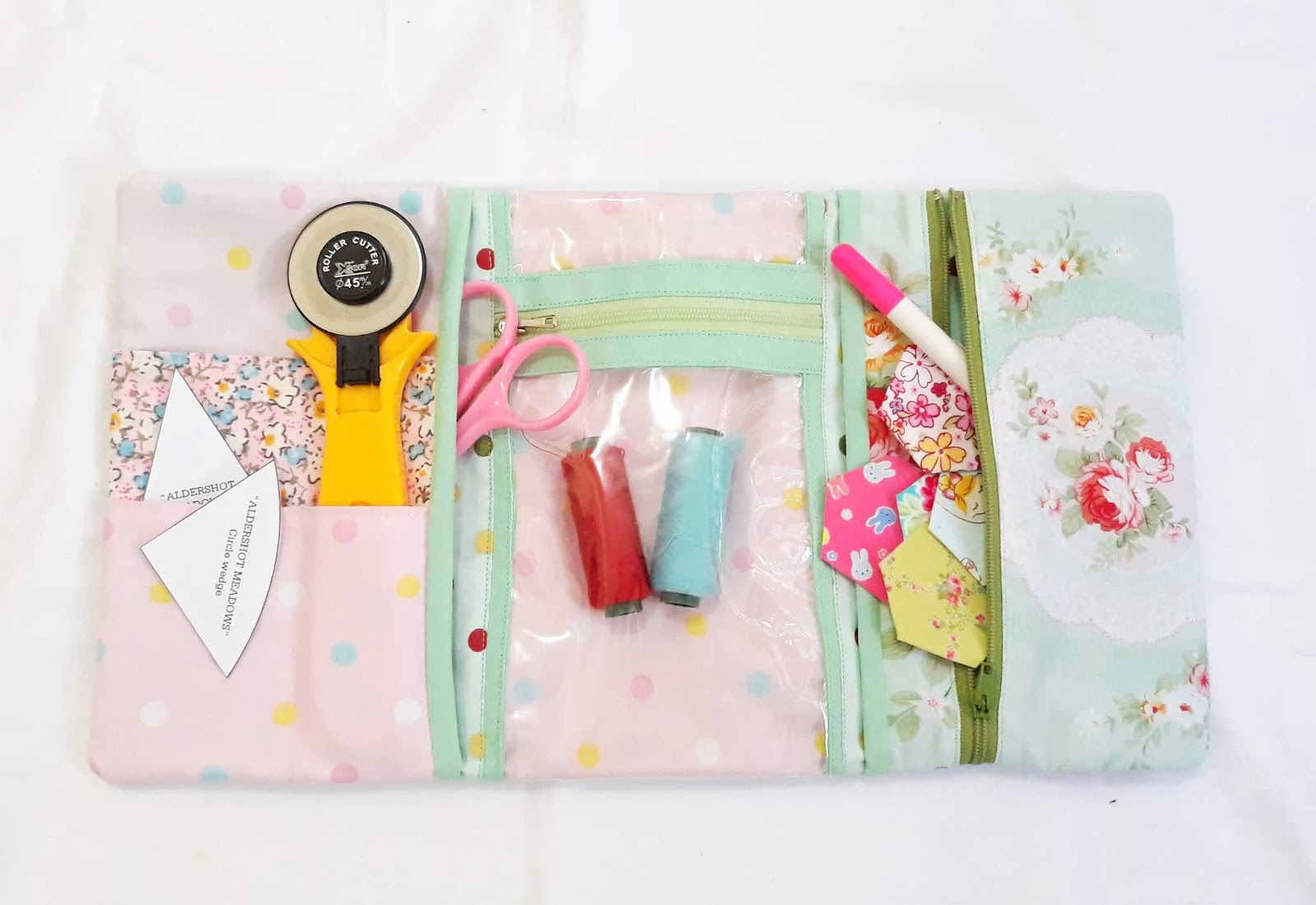 HANDMADE : Sewing Travel Folded Pouch