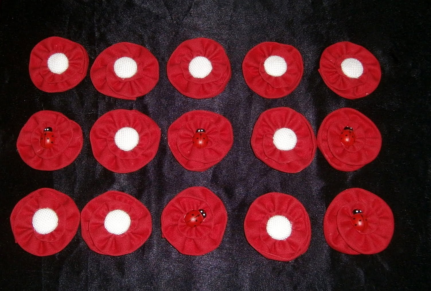 Creative Girl: Brose handmade - 12 lei - Vandute