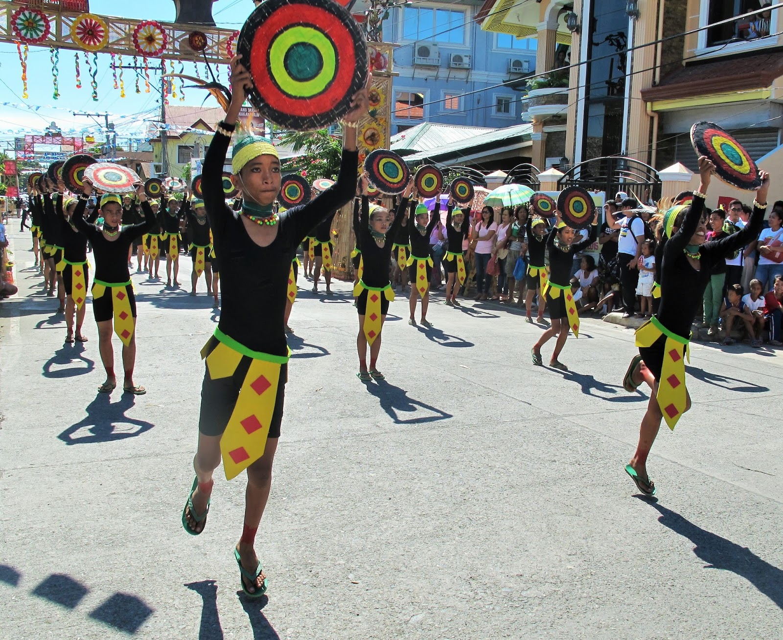 Gridcrosser: Baile, Baler! Aurora Capital Celebrates Coco-Sabutan Festival