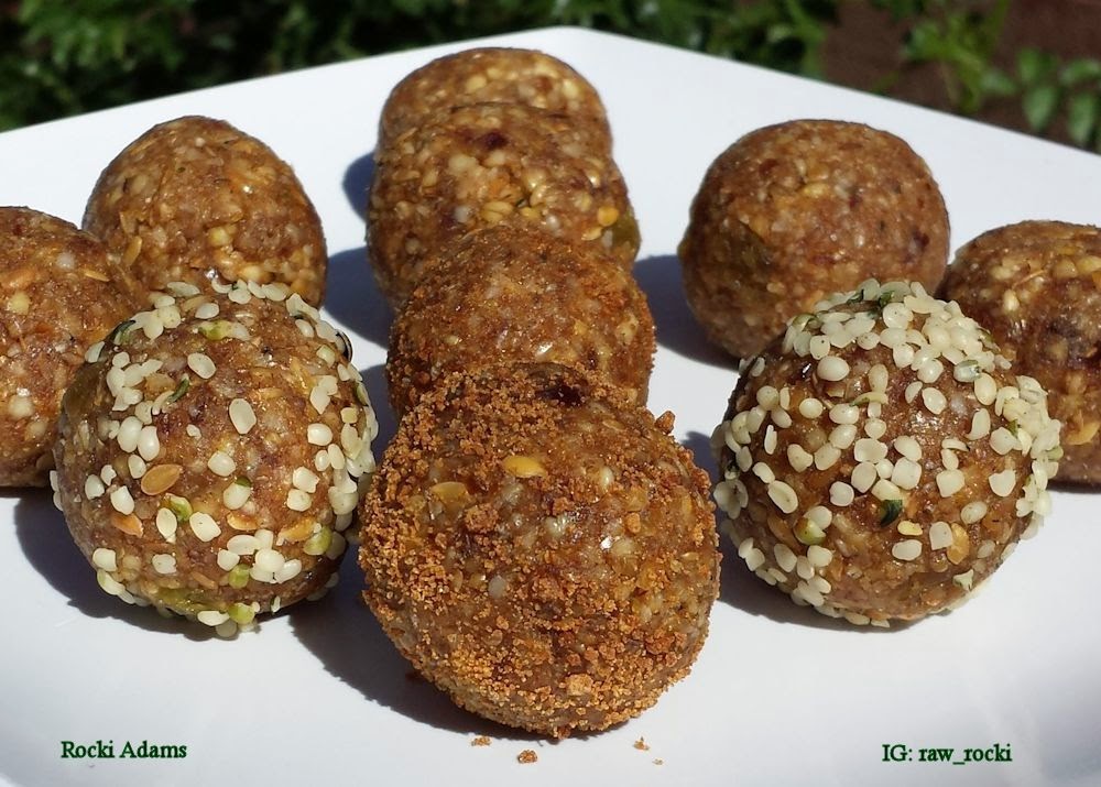 Raw Vegan Recipes by Rocki: Raw Vegan Oatmeal Raisin Cookies and Cookie ...