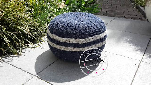 HAKEN: STOERE BLAUWE POEF - 101 CREATIES