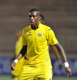 NewsdzeZimbabwe: PASSPORT WOES : D DAY FOR WARRIORS STAR