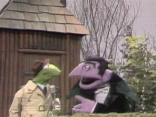 Puppet Showplace Theater: The Three Little Pigs Take Over the Net!