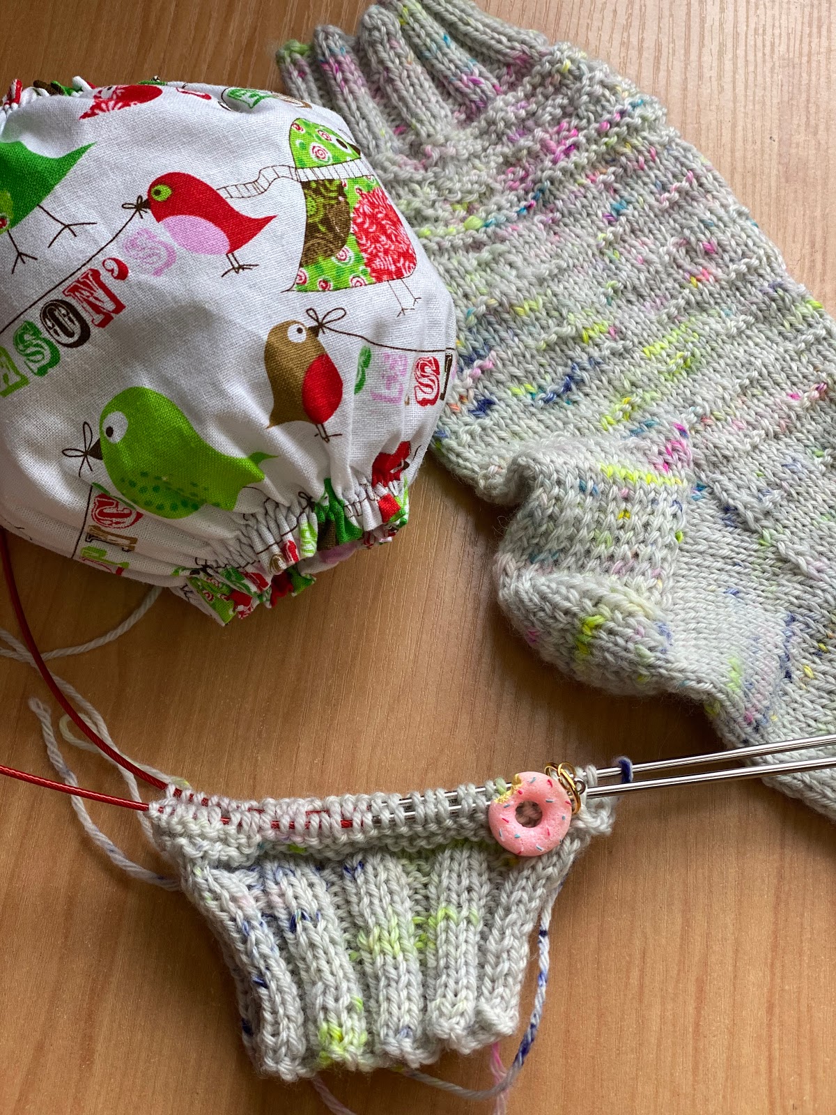 A Kiwi Stitching : Sock Knitting