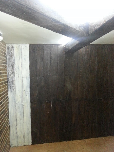 Detalles de una bodega decorada toda con palet | Bricolaje