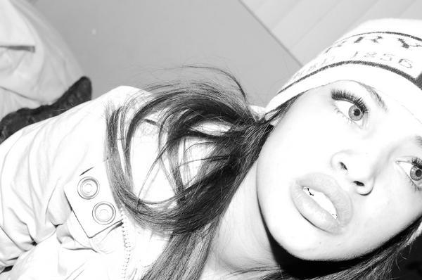 KONA BLOG: Girl....Jennifer Jayleen Martinez