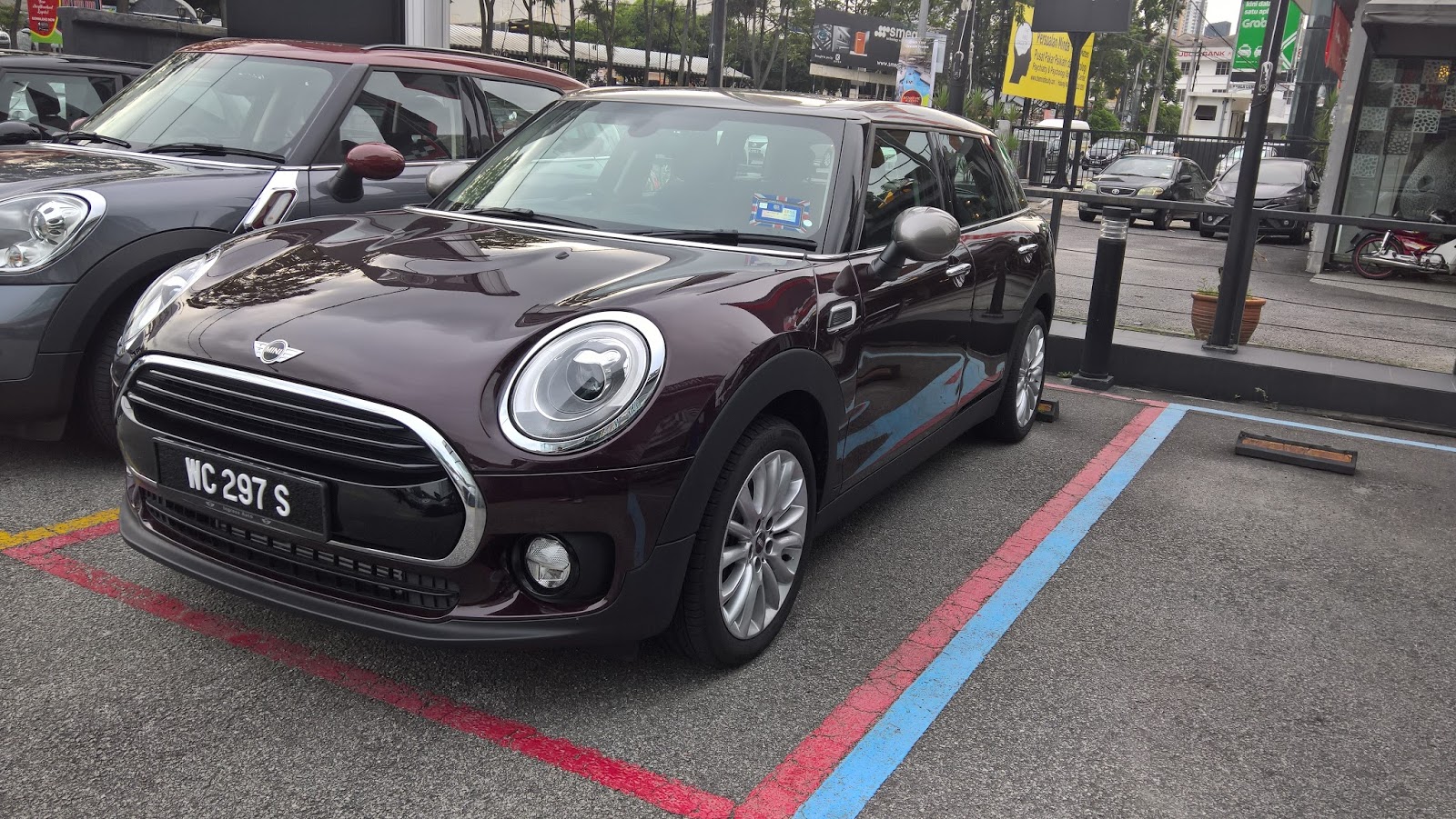 2016 Mini Clubman (F54) - Retro "hearse" gone better