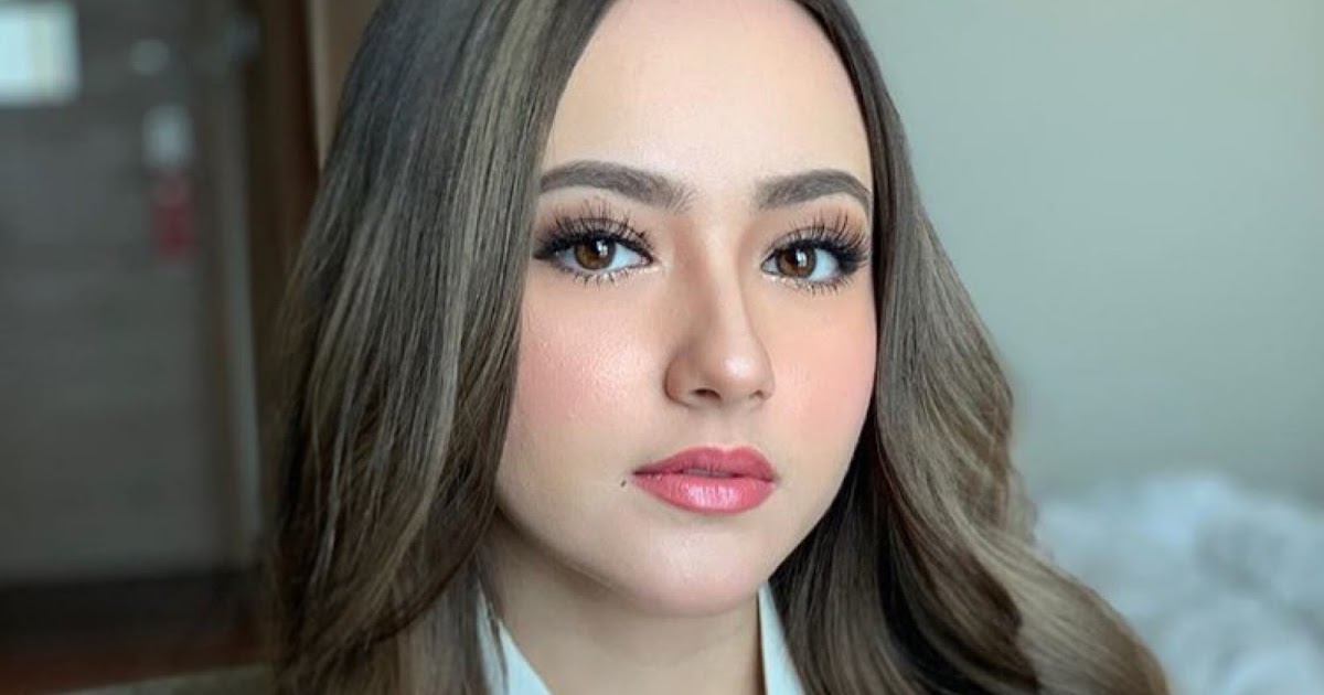 Biodata Hannah Delisha