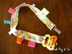 Miss Julia's Patterns: Free Patterns - 20+ Baby Pacifier Clips ...