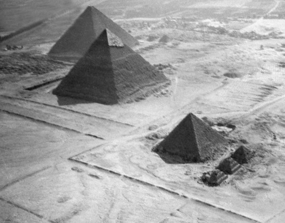 Pyramidales: "The Pyramid of Cheops as Calendar", by Sigvard Hellestam