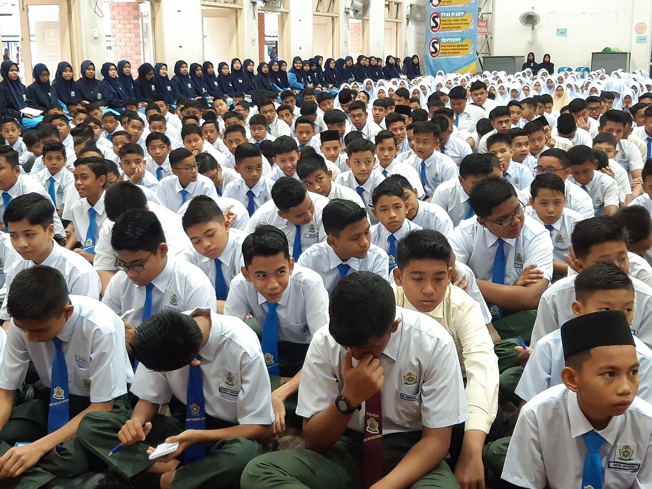 SMK BUKIT RANGIN 25150 KUANTAN: HARI PERTAMA PERSEKOLAHAN TAHUN 2020