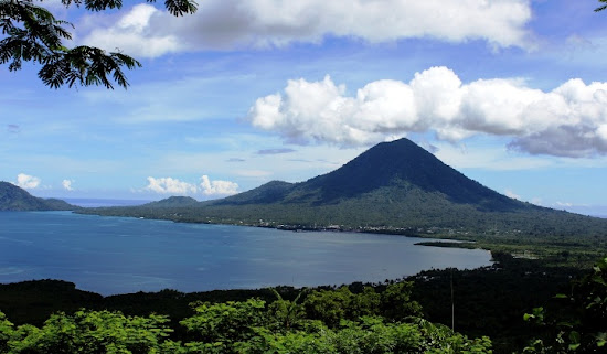 Jailolo Sea in Halmahera, a paradise for underwater photographers ...
