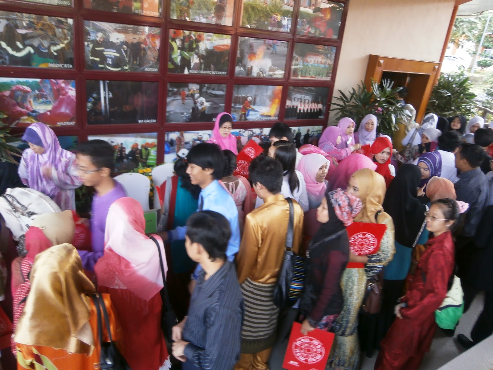 SMK BUKIT SENTOSA: Majlis Mini Konvokesyen SMKBS 2012- Vol.2