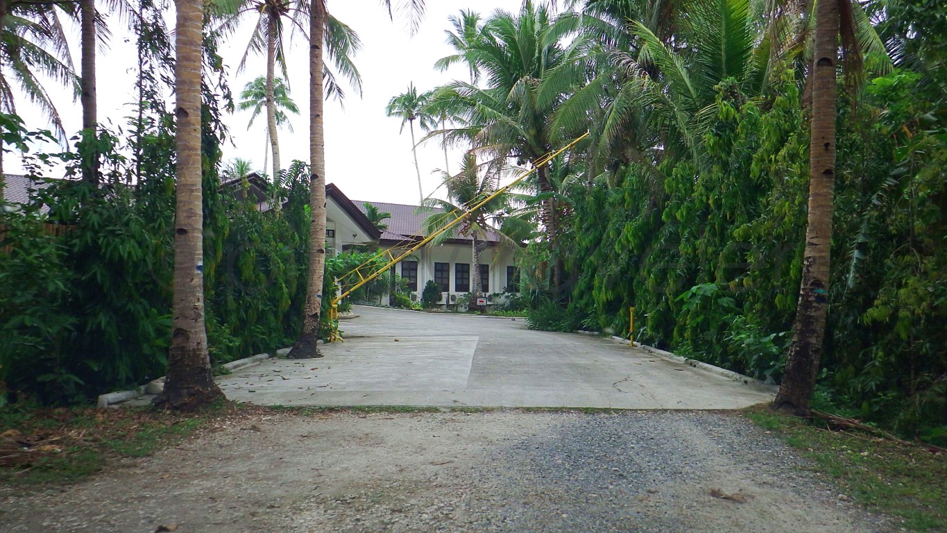 The Way To Kuting Reef Resort and Spa