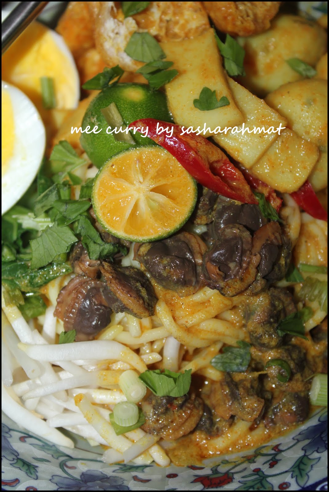 love to cook , love to eat: mee kari kerang / cockles curry noodles
