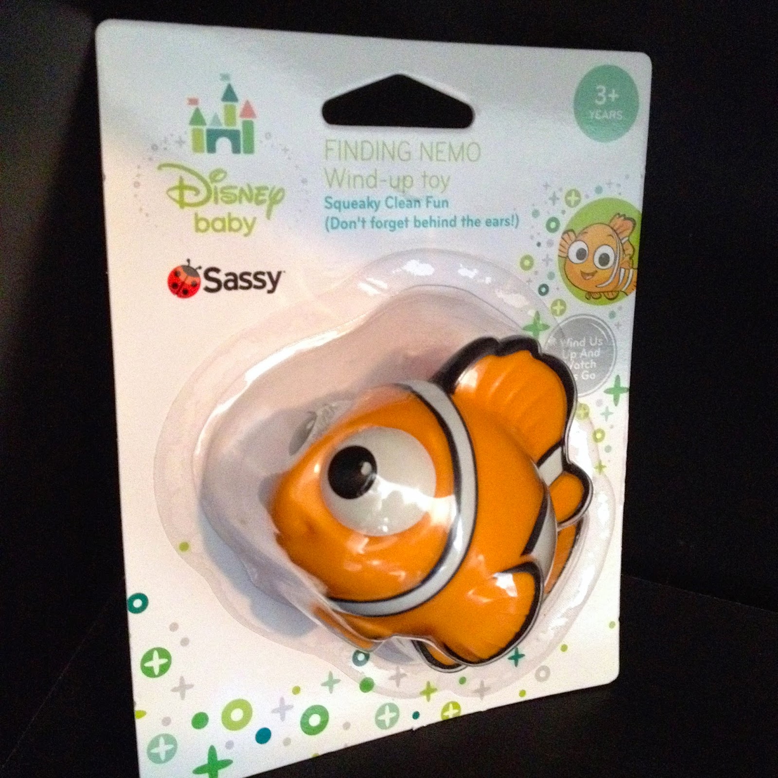 Dan the Pixar Fan: Finding Nemo: Squirt and Nemo Wind-Up Bath Toys