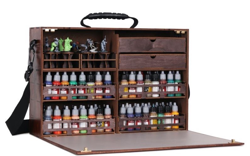 Tim's Tanks: Portable Miniatures Painting Station