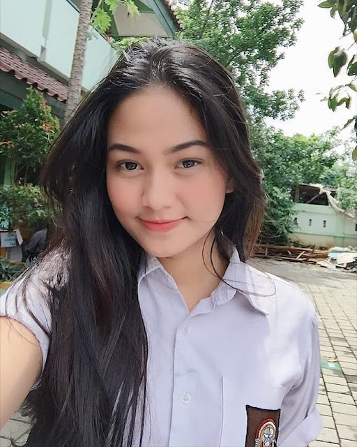 Entot Anak SMA Cantik Yang Nafsuan - Video Sangeku